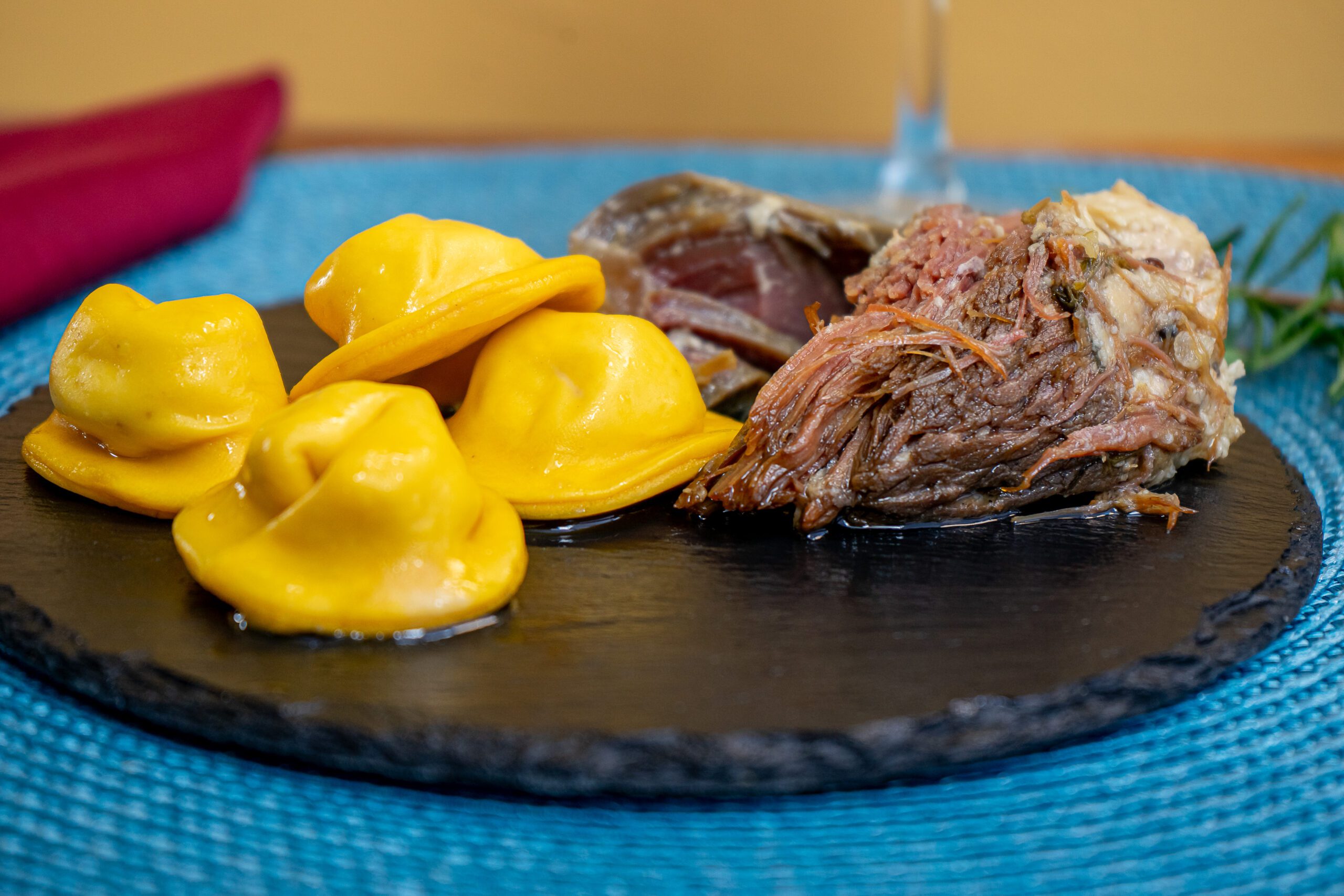 CARNE CURADA DE CONTRA FILÉ DE ANGUS – Boutique Le Jour La Nuit